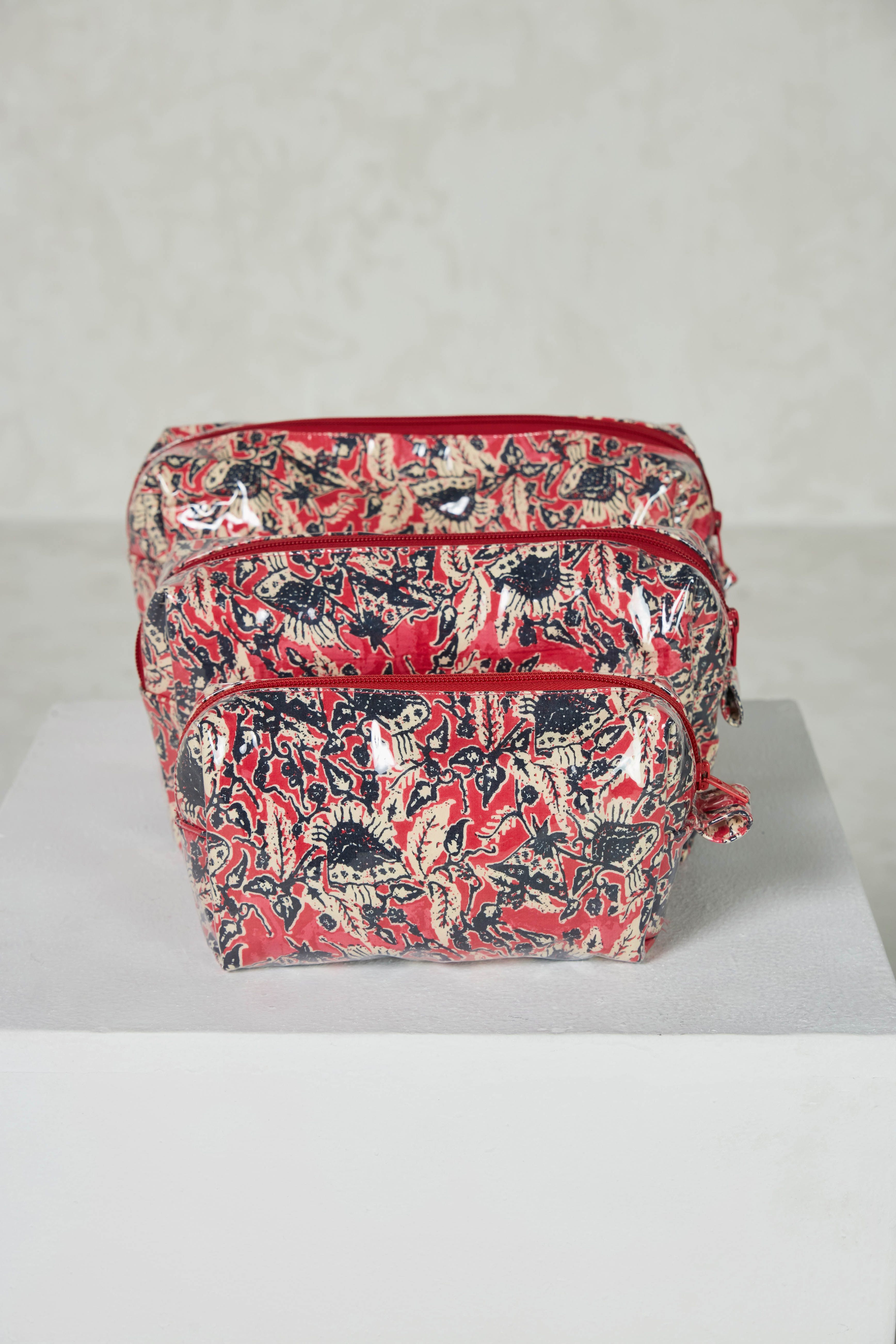 GOGO COSMETIC BAG OLAF RED – Ros-Garden